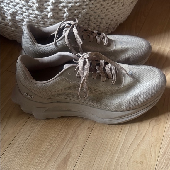 ALO Yoga | Shoes | Alo Gray Runner Sneakers | Poshmark